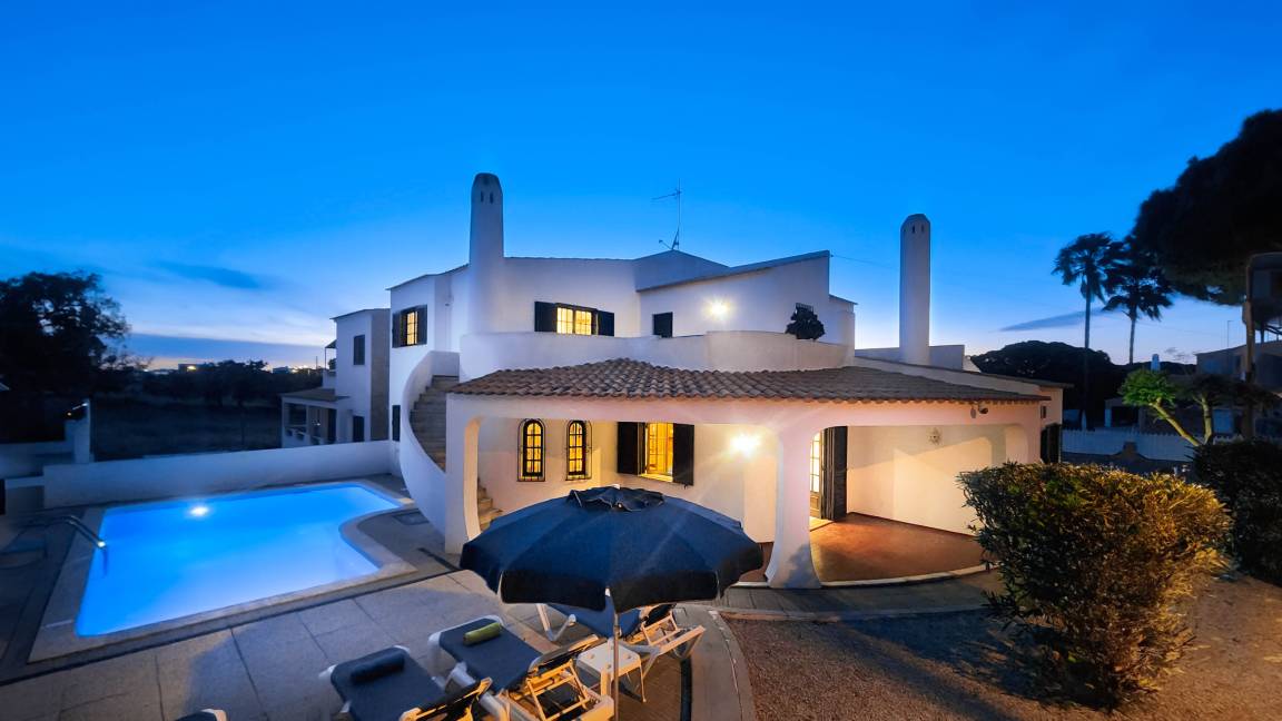 380 M² Villa ∙ 7 Schlafzimmer ∙ 14 Gäste - Vilamoura