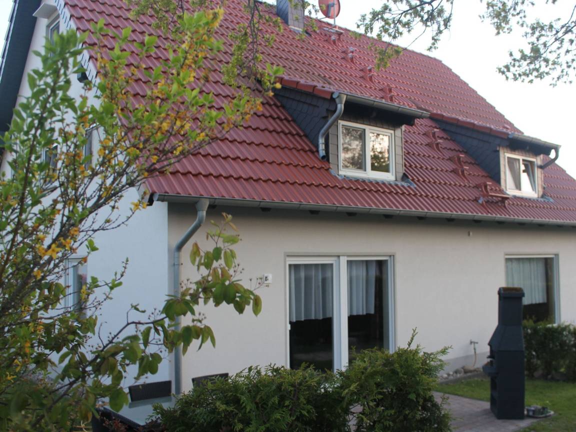 130 M² Ferienhaus ∙ 3 Schlafzimmer ∙ 6 Gäste - Glowe