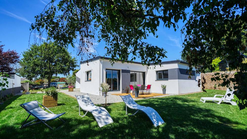 100 M² Gîte ∙ 3 Bedrooms ∙ 6 Guests - Étel