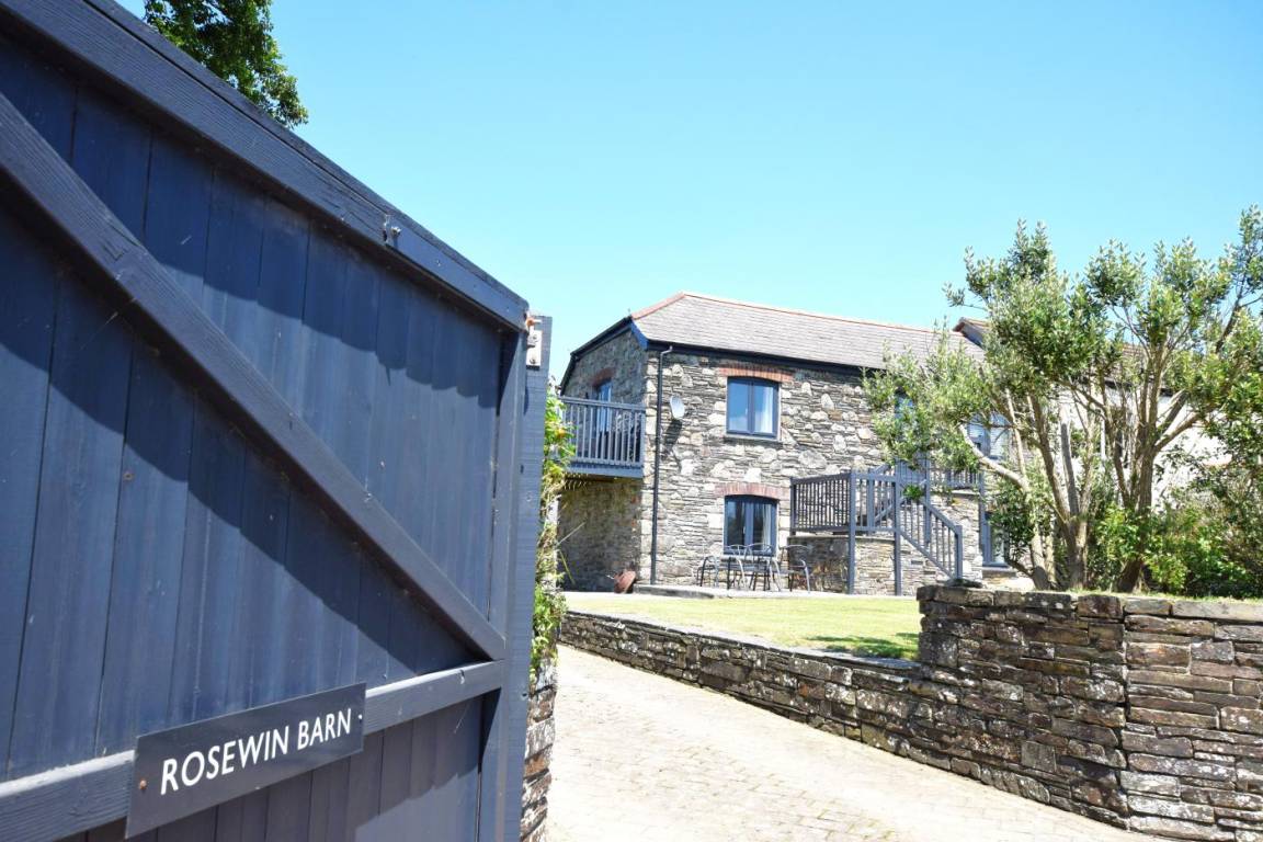 Cottage ∙ 2 Bedrooms ∙ 4 Guests - Port Gaverne