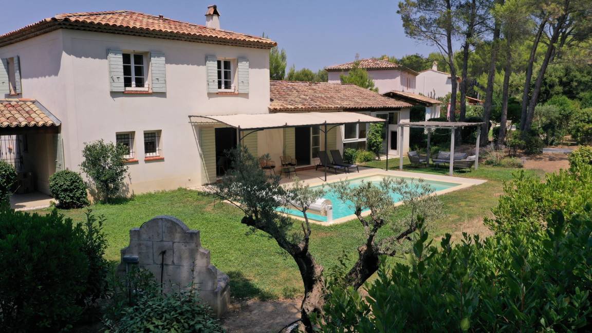 180 M² Casa ∙ 4 Habitaciones ∙ 10 Huéspedes - Cadenet