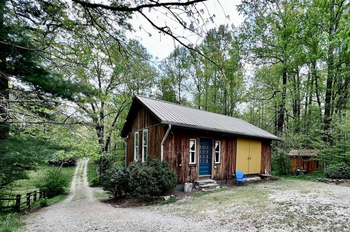 Farmhouse ∙ 1 Bedroom ∙ 3 Guests - King Family Vineyards, Crozet