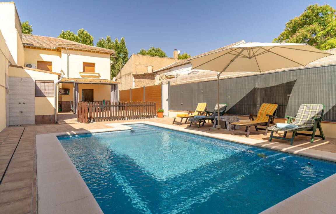 146 M² Casa ∙ 4 Habitaciones ∙ 8 Huéspedes - Pinos Puente