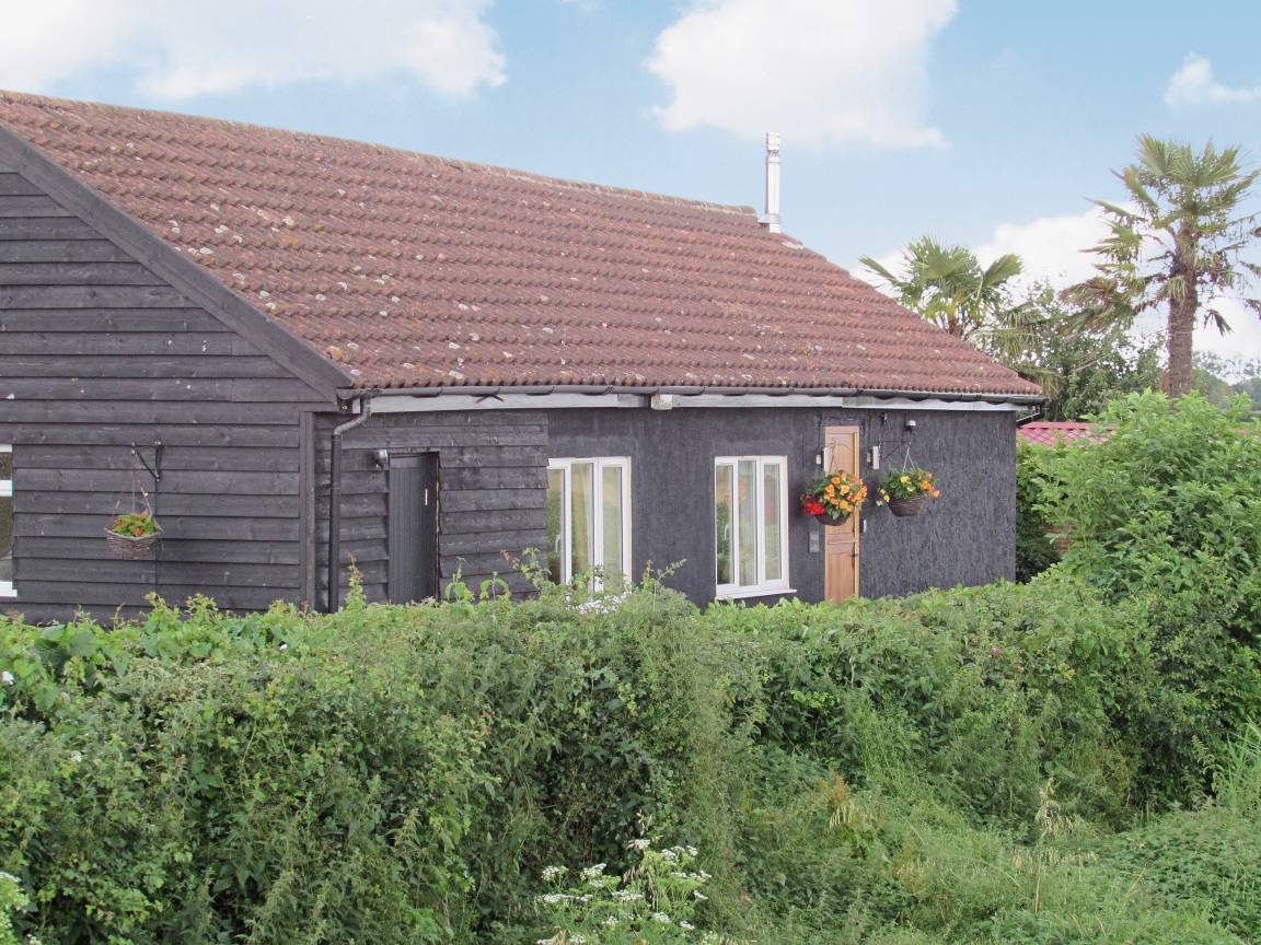 Cottage ∙ 3 Bedrooms ∙ 6 Guests - Ely