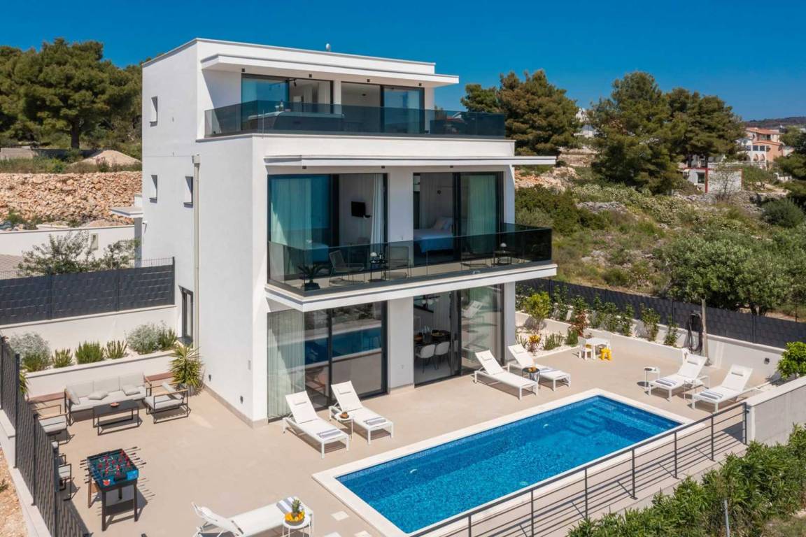 260 M² Villa ∙ 5 Schlafzimmer ∙ 10 Gäste - Okrug Gornji