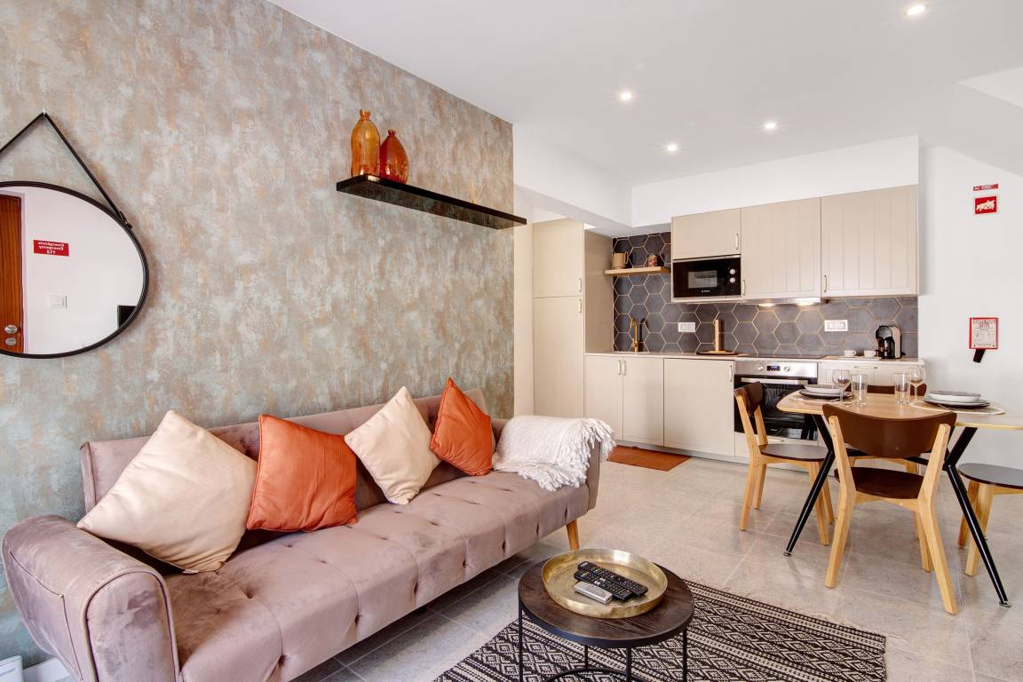 50 M² Appartement ∙ 1 Slaapkamer ∙ 3 Gasten - Porches