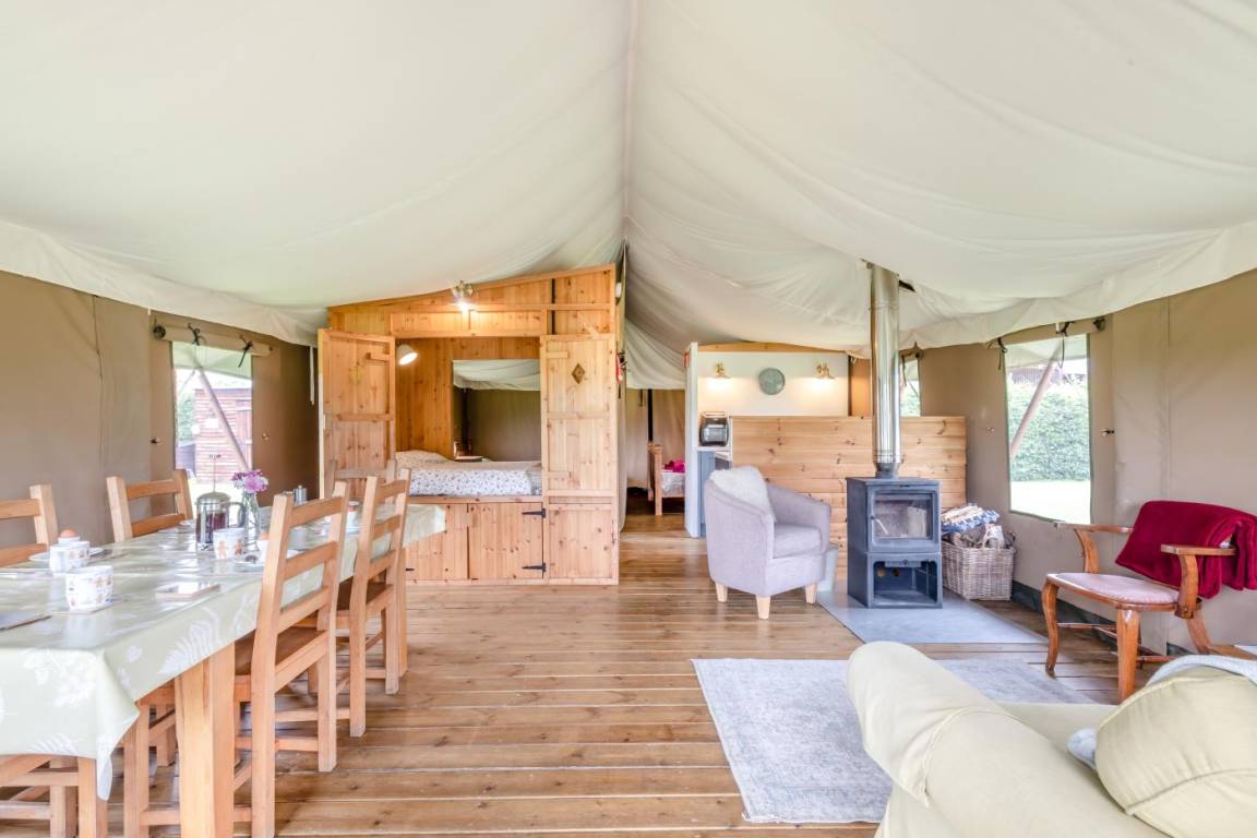 Cottage ∙ 3 Bedrooms ∙ 6 Guests - Beccles