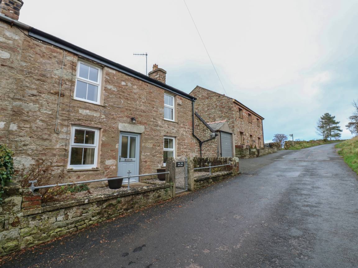 Cottage ∙ 2 Bedrooms ∙ 4 Guests - Kirkby Stephen