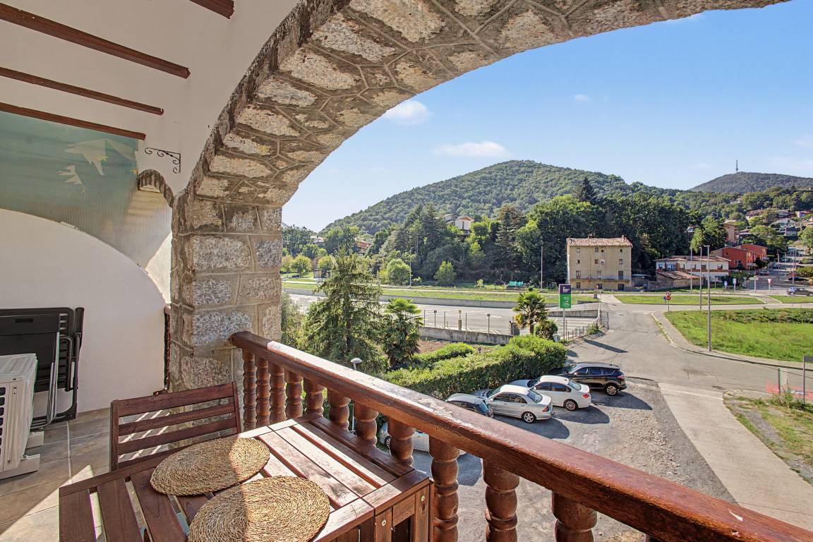 54 M² Apartamento ∙ 2 Habitaciones ∙ 4 Huéspedes - Ripoll
