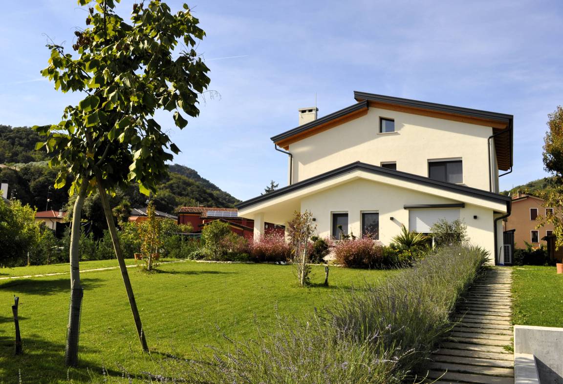 75 M² Apartment ∙ 2 Bedrooms ∙ 4 Guests - Abano Terme