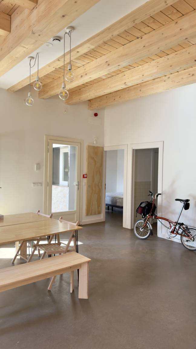 Auberge De Jeunesse ∙ 5 Chambres ∙ 10 Personnes - Burgos