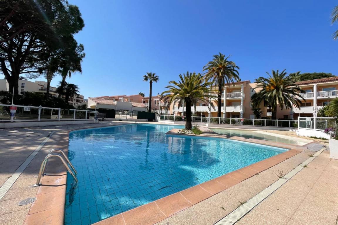 30 M² Appartement ∙ 1 Chambre ∙ 4 Personnes - Vallauris