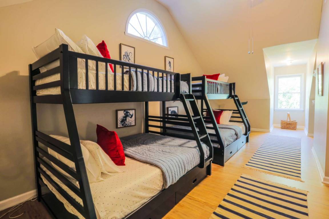 256 M² House ∙ 5 Bedrooms ∙ 12 Guests - Folly Beach, SC