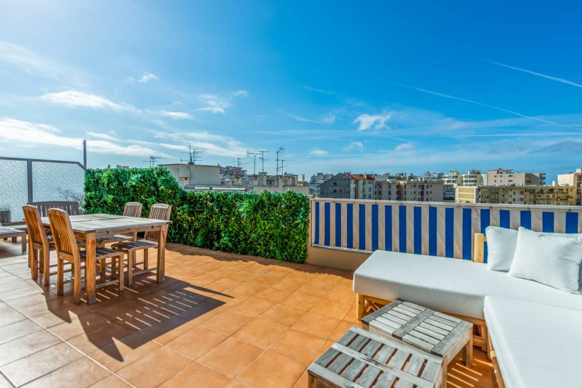70 M² Apartment ∙ 2 Bedrooms ∙ 4 Guests - Antibes