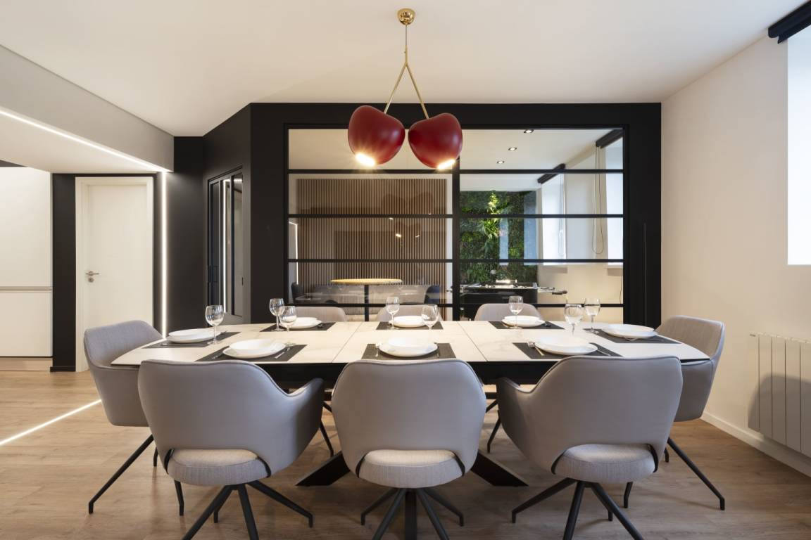 120 M² Apartment ∙ 4 Bedrooms ∙ 10 Guests - Metz