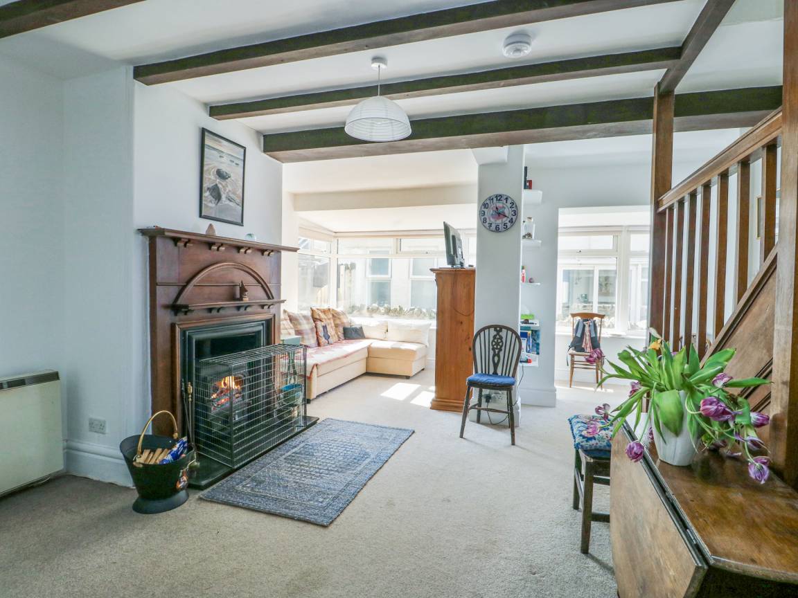 Cottage ∙ 4 Bedrooms ∙ 8 Guests - Rhosneigr