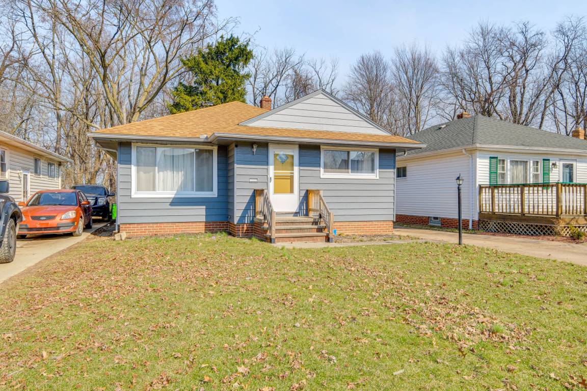 111 M² House ∙ 3 Bedrooms ∙ 6 Guests - Cleveland, OH