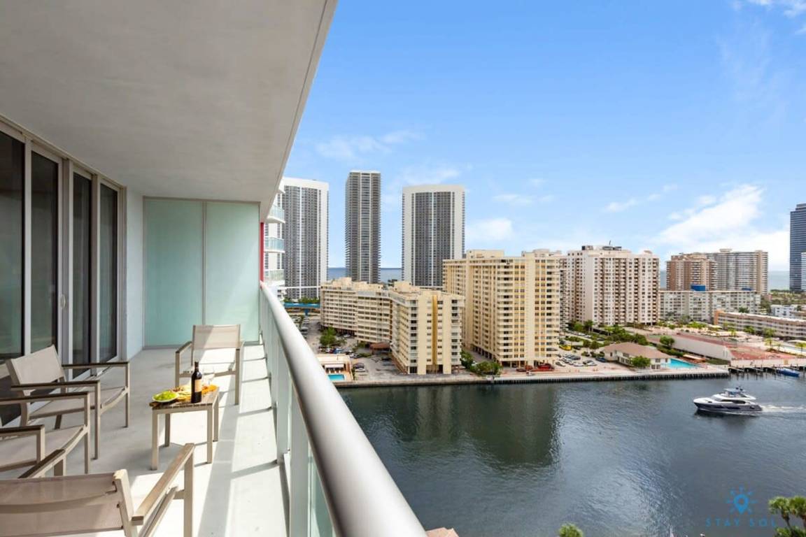 Apartamento ∙ 2 Habitaciones ∙ 6 Huéspedes - Hallandale Beach, FL