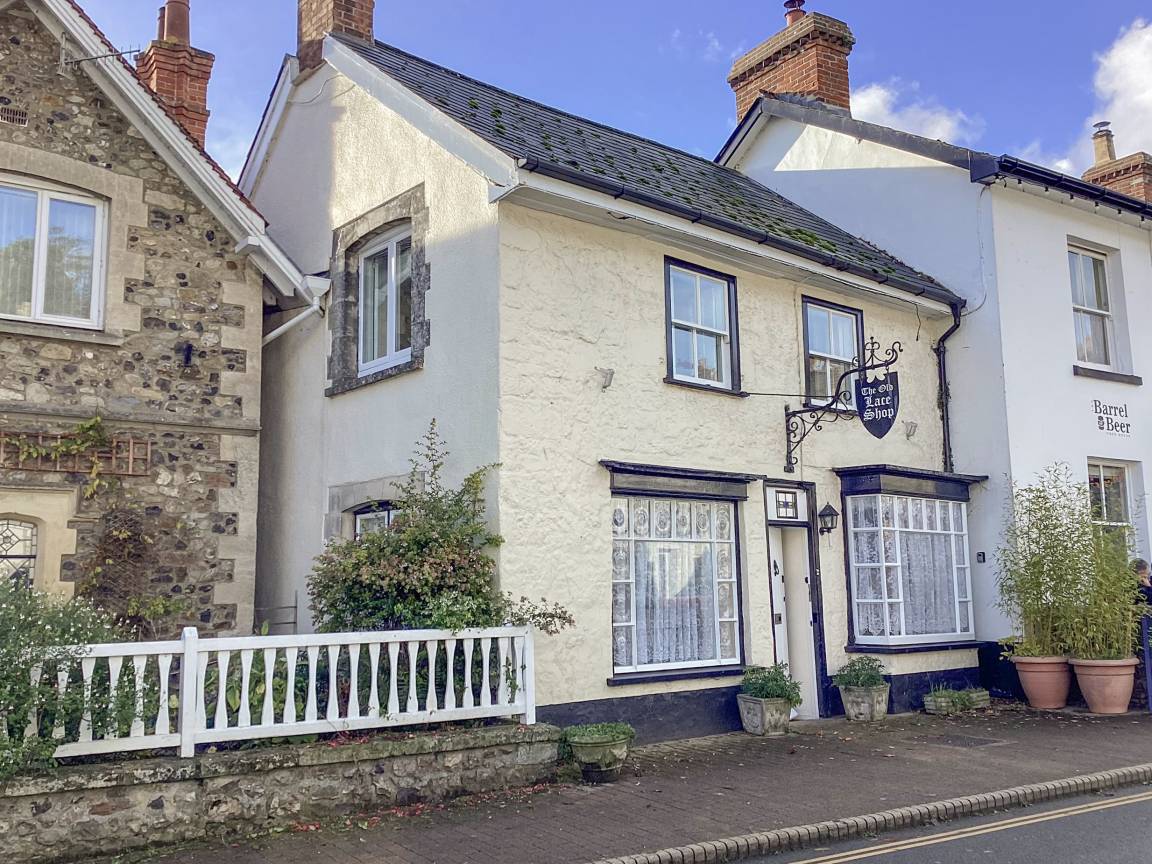Cottage ∙ 4 Bedrooms ∙ 7 Guests - Seaton