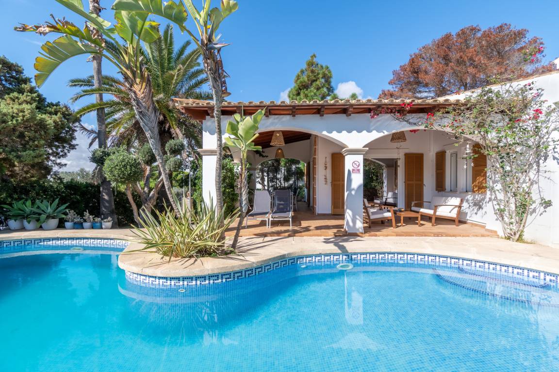 282 M² Villa ∙ 3 Slaapkamers ∙ 6 Gasten - Cala d'Or