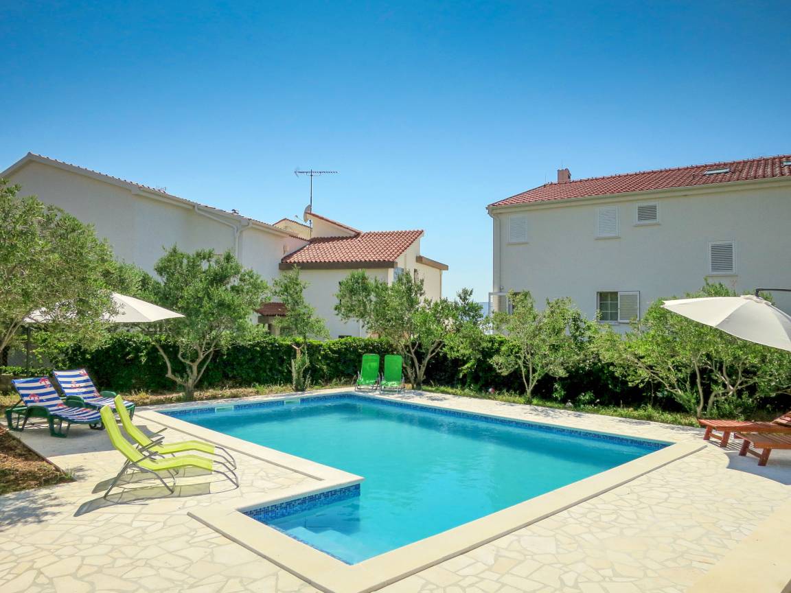 40 M² Ferienwohnung ∙ 1 Schlafzimmer ∙ 4 Gäste - Šibenik