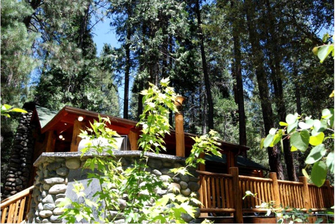 House ∙ 1 Bedroom ∙ 6 Guests - Fish Camp, CA