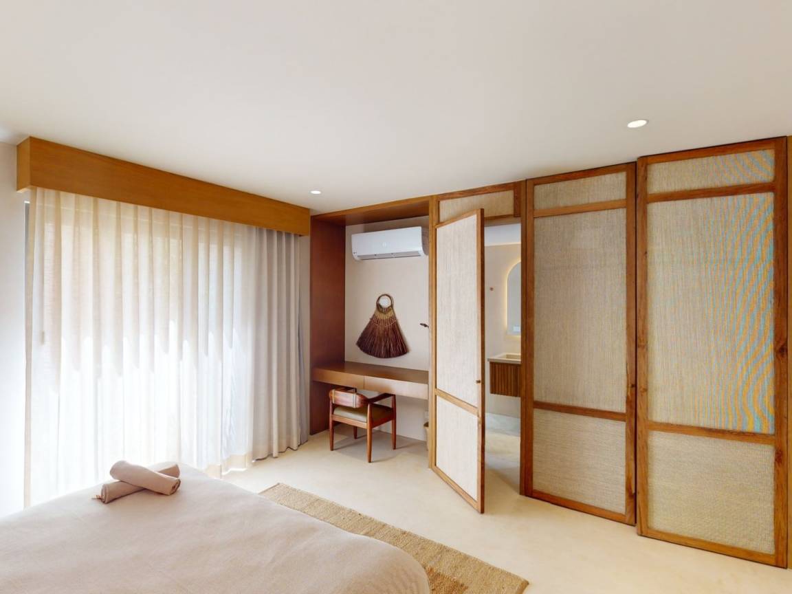 148 M² Apartment ∙ 3 Bedrooms ∙ 6 Guests - Paradise Beach