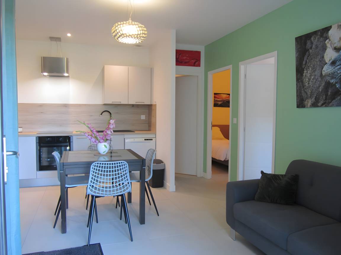 48 평방 미터 주택 ∙ 침실 2개 ∙ 게스트 6명 - 크헤슷뜨