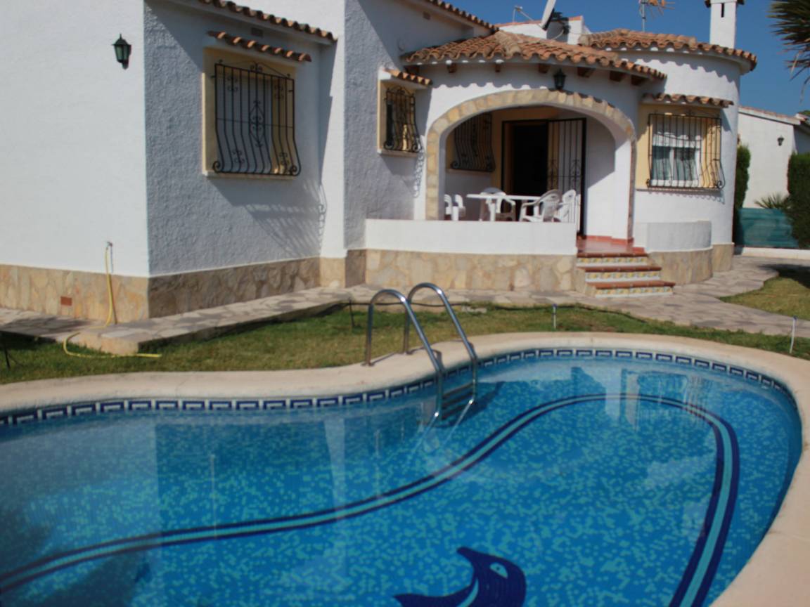 100 M² Villa ∙ 3 Bedrooms ∙ 6 Guests - Orba