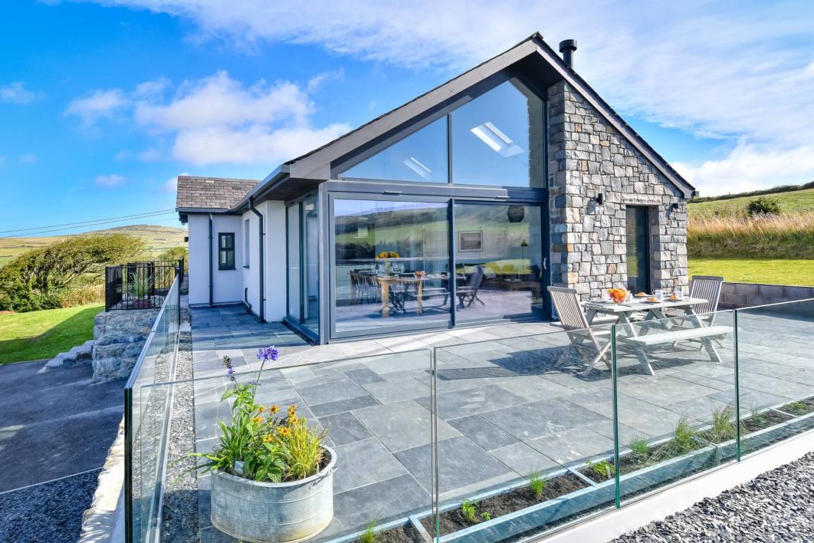 Cottage ∙ 4 Bedrooms ∙ 8 Guests - Aberdaron