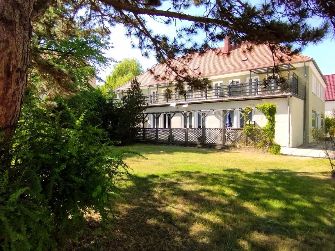 65 M² Ferienwohnung ∙ 2 Schlafzimmer ∙ 3 Gäste - Görlitz