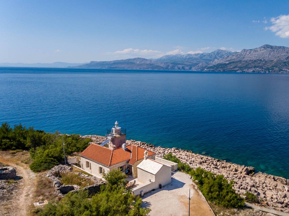 70 M² Ferienhaus ∙ 2 Schlafzimmer ∙ 6 Gäste - Omiš