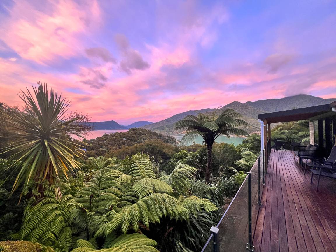 112 M² House ∙ 3 Bedrooms ∙ 6 Guests - New Zealand