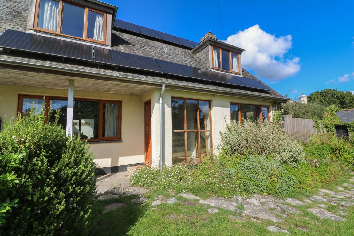 Cottage ∙ 4 Bedrooms ∙ 8 Guests - Ashburton