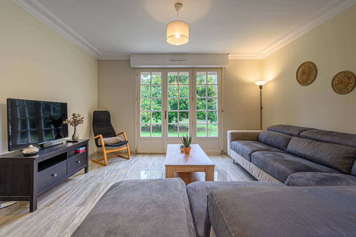 180 M² Ferienhaus ∙ 5 Schlafzimmer ∙ 10 Gäste - Damgan