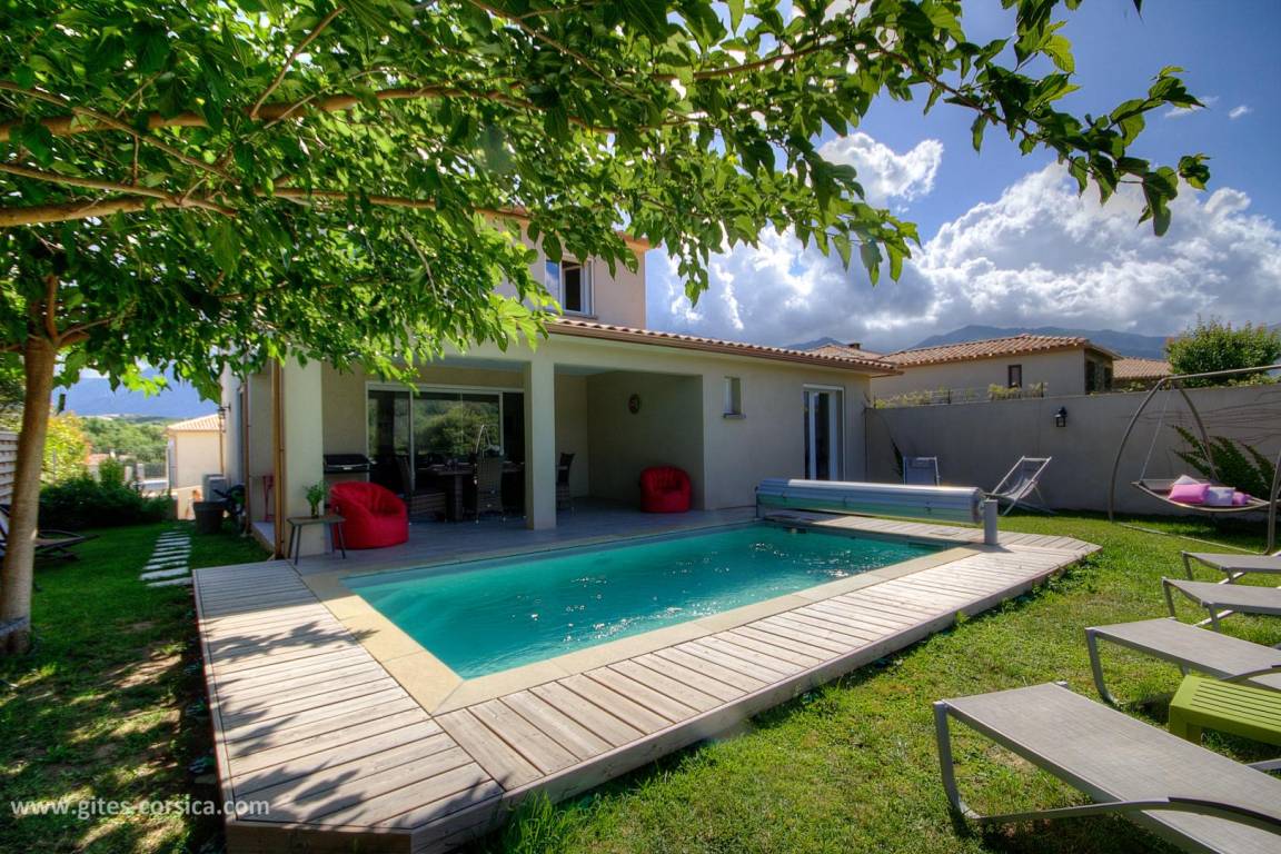 95 M² Gîte ∙ 3 Chambres ∙ 6 Personnes - Bastia