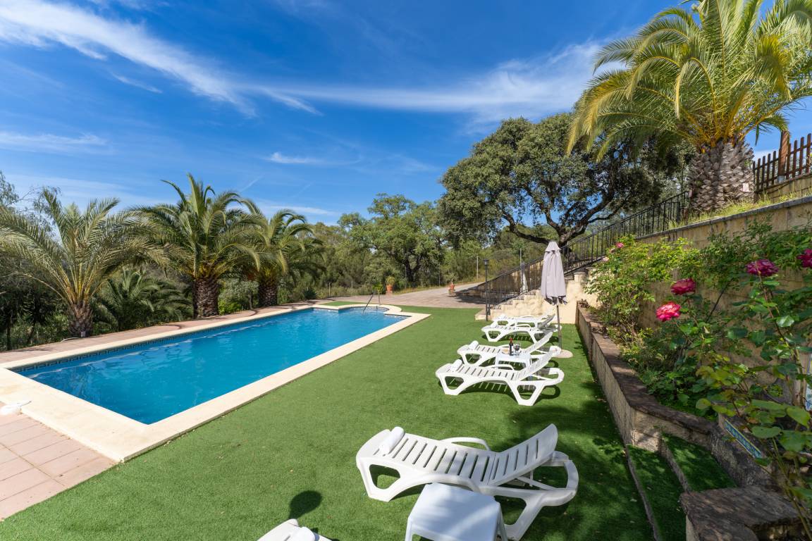 349 M² Ferienhaus ∙ 4 Schlafzimmer ∙ 12 Gäste - Córdoba, Spanien