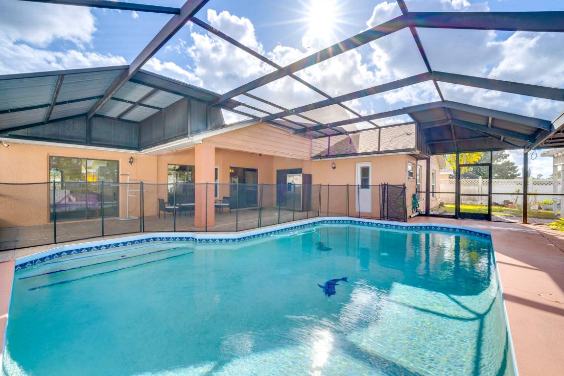 202 M² House ∙ 3 Bedrooms ∙ 6 Guests - Orlando, FL