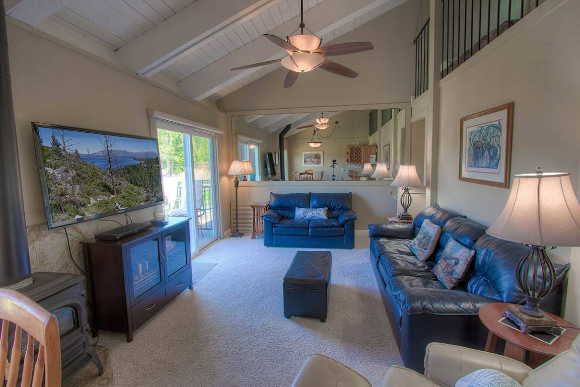 125 M² Condo ∙ 3 Bedrooms ∙ 6 Guests - Tahoe City, CA