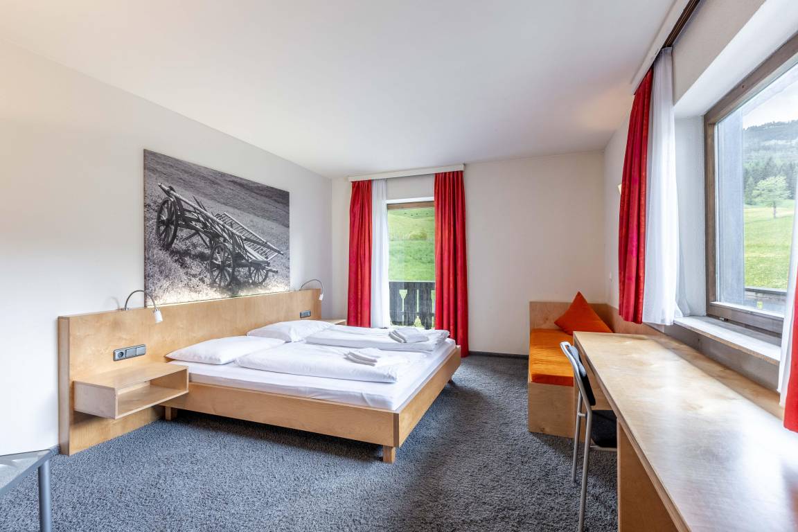 24 M² Hôtel ∙ 1 Chambre ∙ 3 Personnes - Lermoos