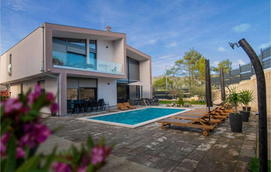 220 M² Maison De Vacances ∙ 4 Chambres ∙ 6 Personnes - Croatie