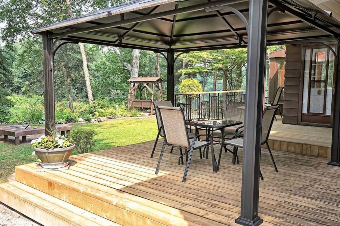 190 M² Apartment ∙ 3 Bedrooms ∙ 8 Guests - Kawartha Lakes