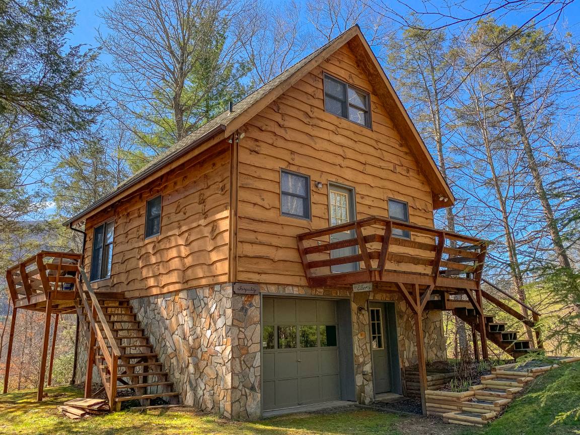 92 M² Casa ∙ 2 Habitaciones ∙ 5 Huéspedes - Lansing, NC