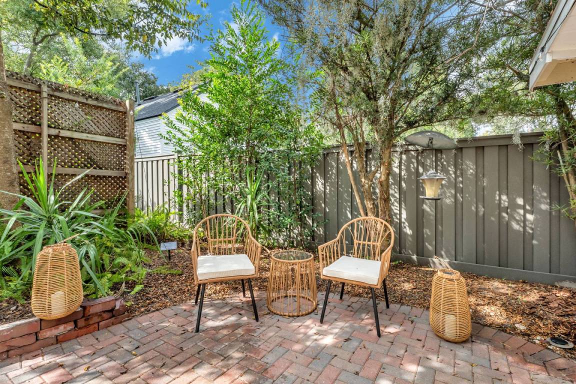 74 M² Huoneisto ∙ 1 Makuuhuone ∙ 2 Vierasta - Lakeland, FL