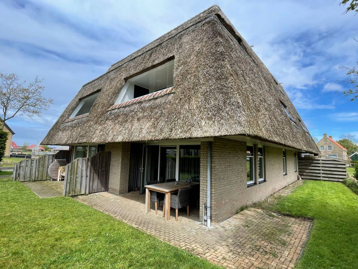 70 M² Apartment ∙ 2 Bedrooms ∙ 4 Guests - Ameland