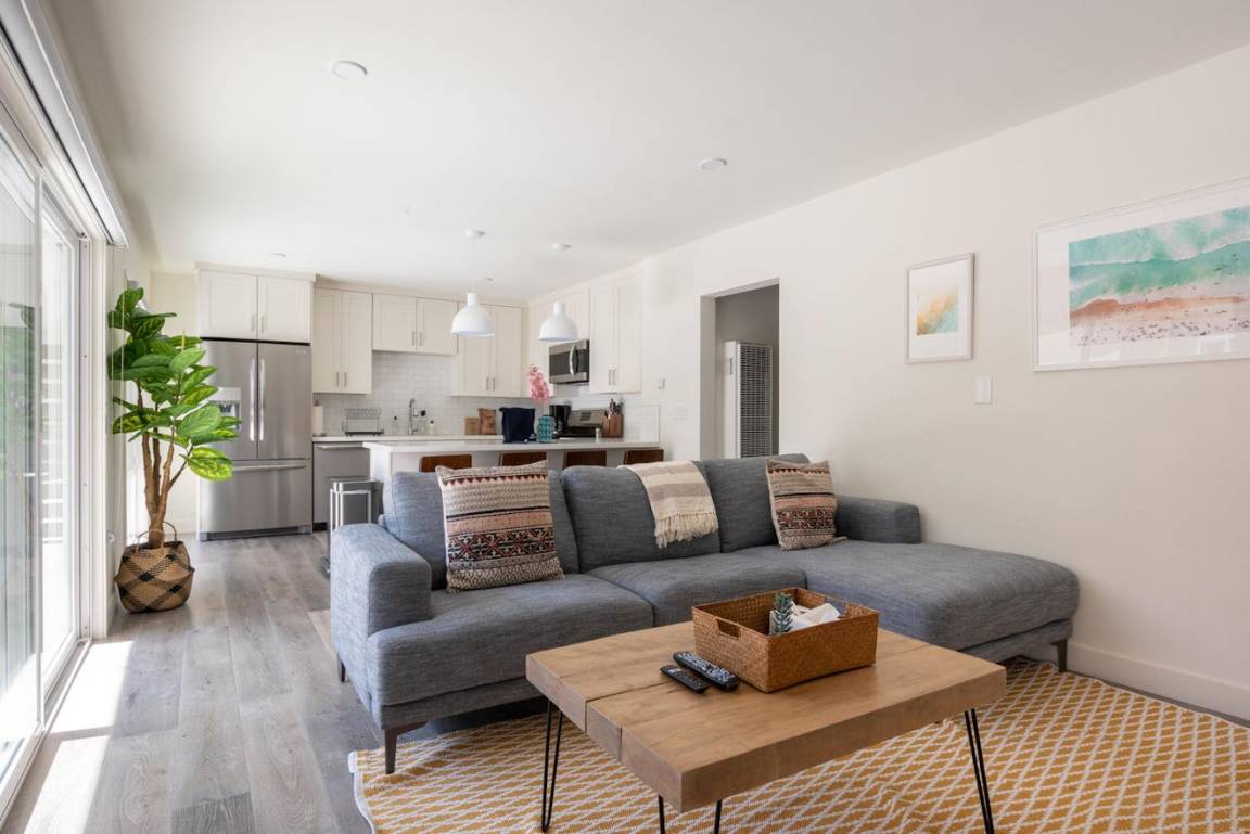84 M² Apartment ∙ 2 Bedrooms ∙ 4 Guests - Rancho Palos Verdes, CA