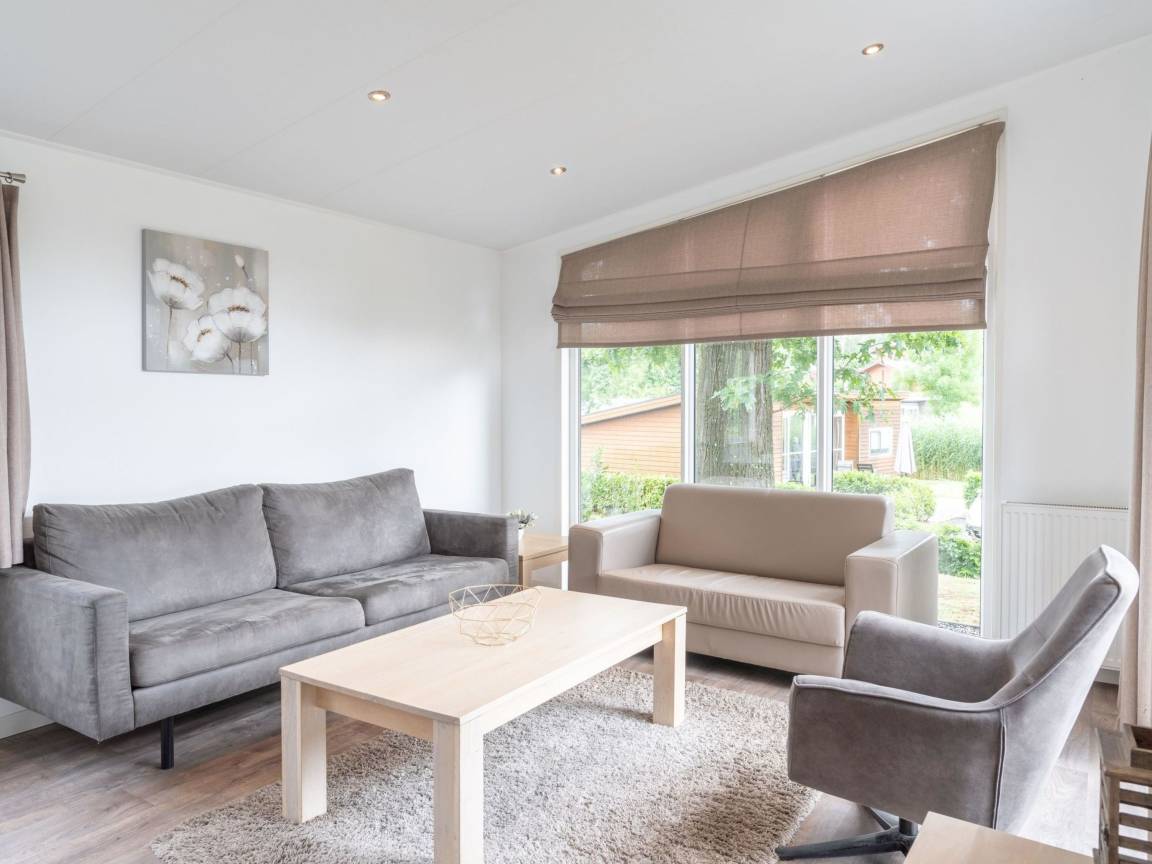 75 M² House ∙ 1 Bedroom ∙ 6 Guests - Heerlen