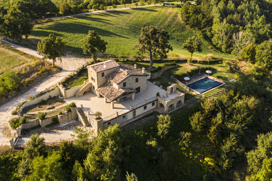 300 M² Villa ∙ 6 Chambres ∙ 16 Personnes - Marches