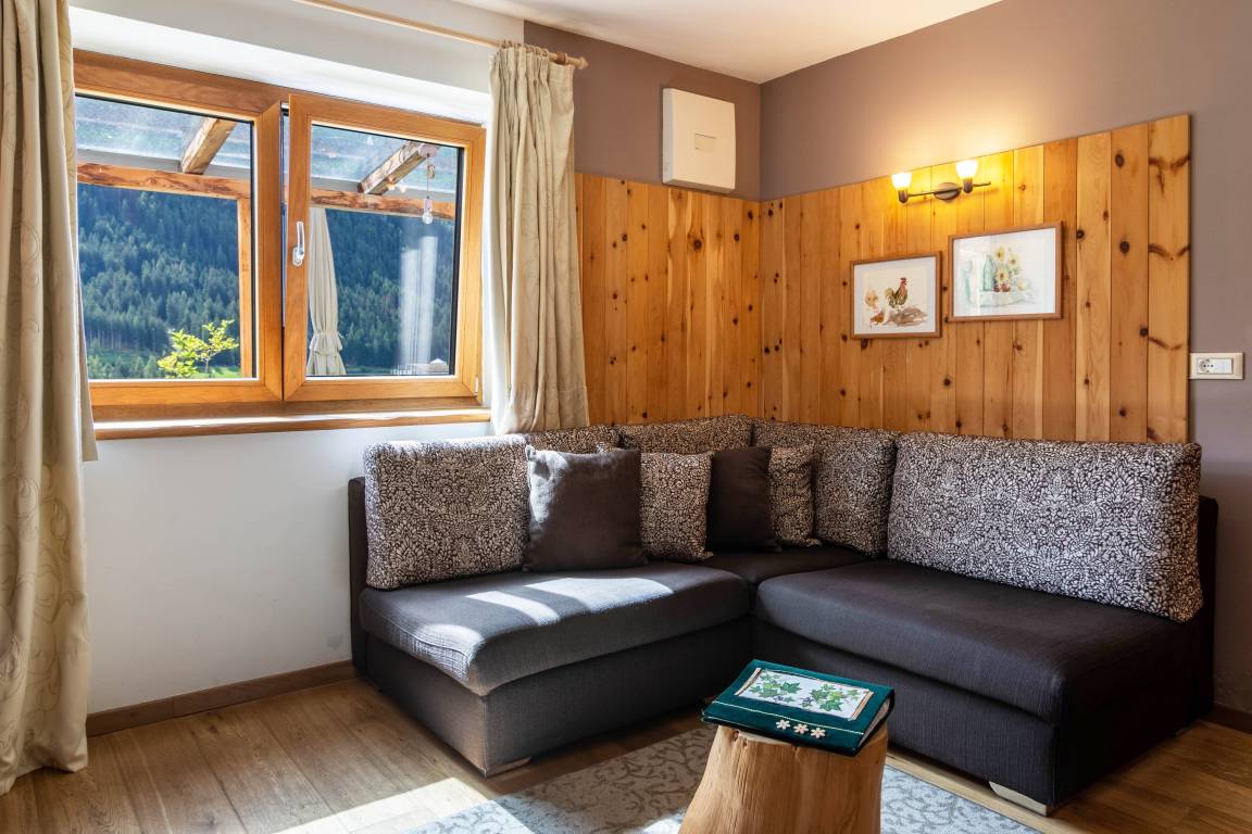 60 M² Apartment ∙ 2 Bedrooms ∙ 4 Guests - Val Gardena