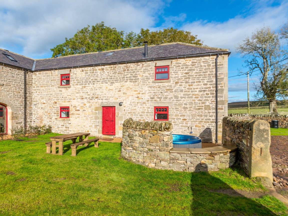 Cottage ∙ 4 Bedrooms ∙ 8 Guests - Northumberland